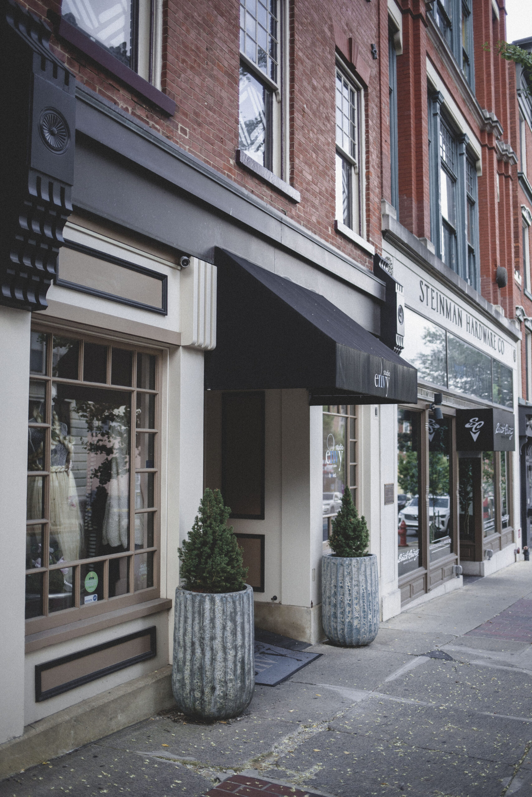 Envy Studio Specials: New Guest Offers in Lancaster, PA